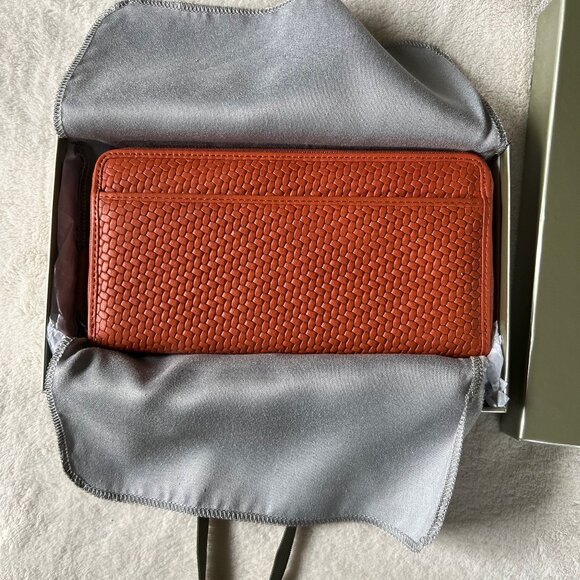 Levenger | Bags | Nib Levenger Tuscany Accordion Wallet In Sienna ...